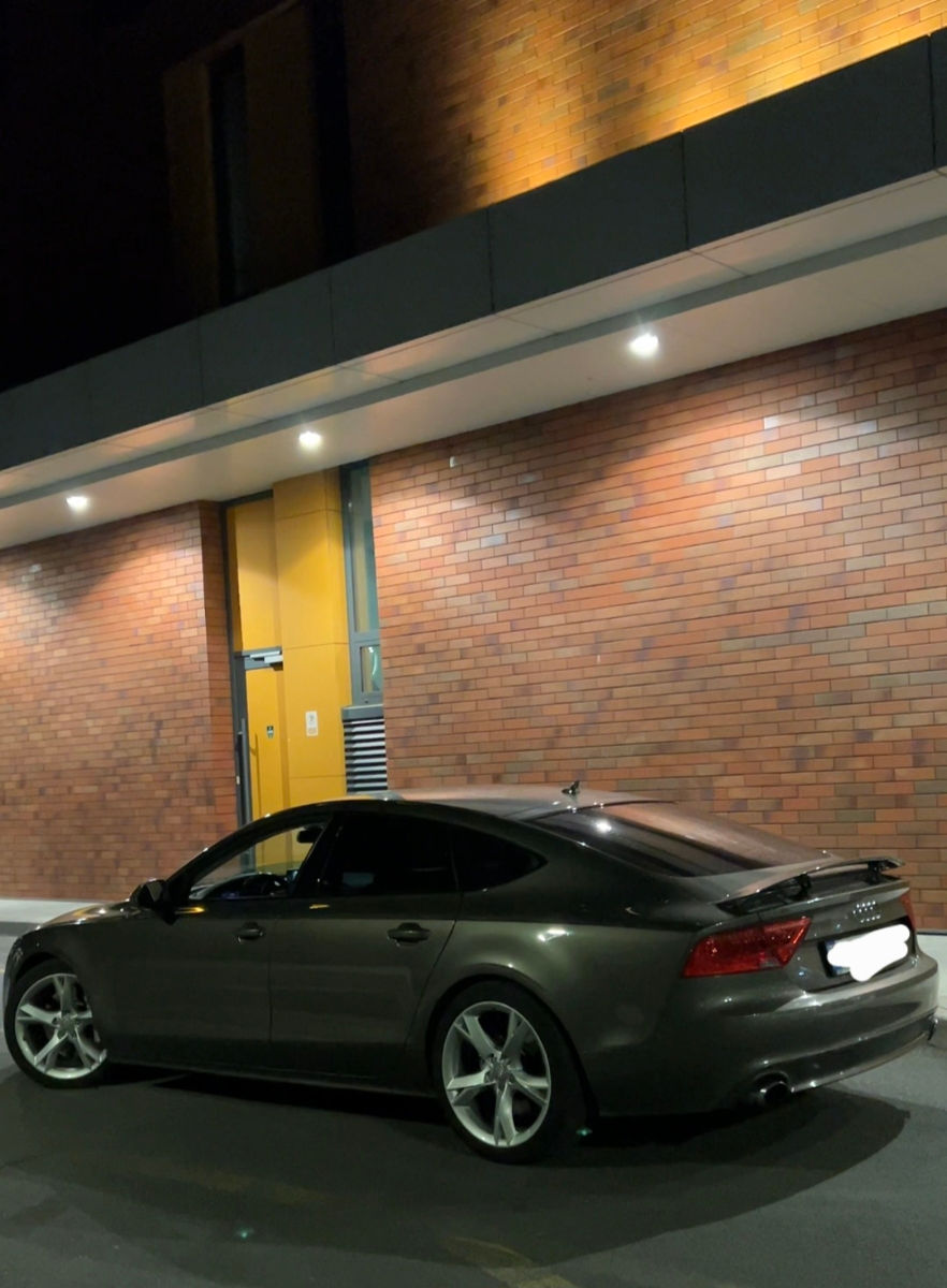 Audi A7 an. 2011 cu rulaj 240000 km, Benzină, 22999