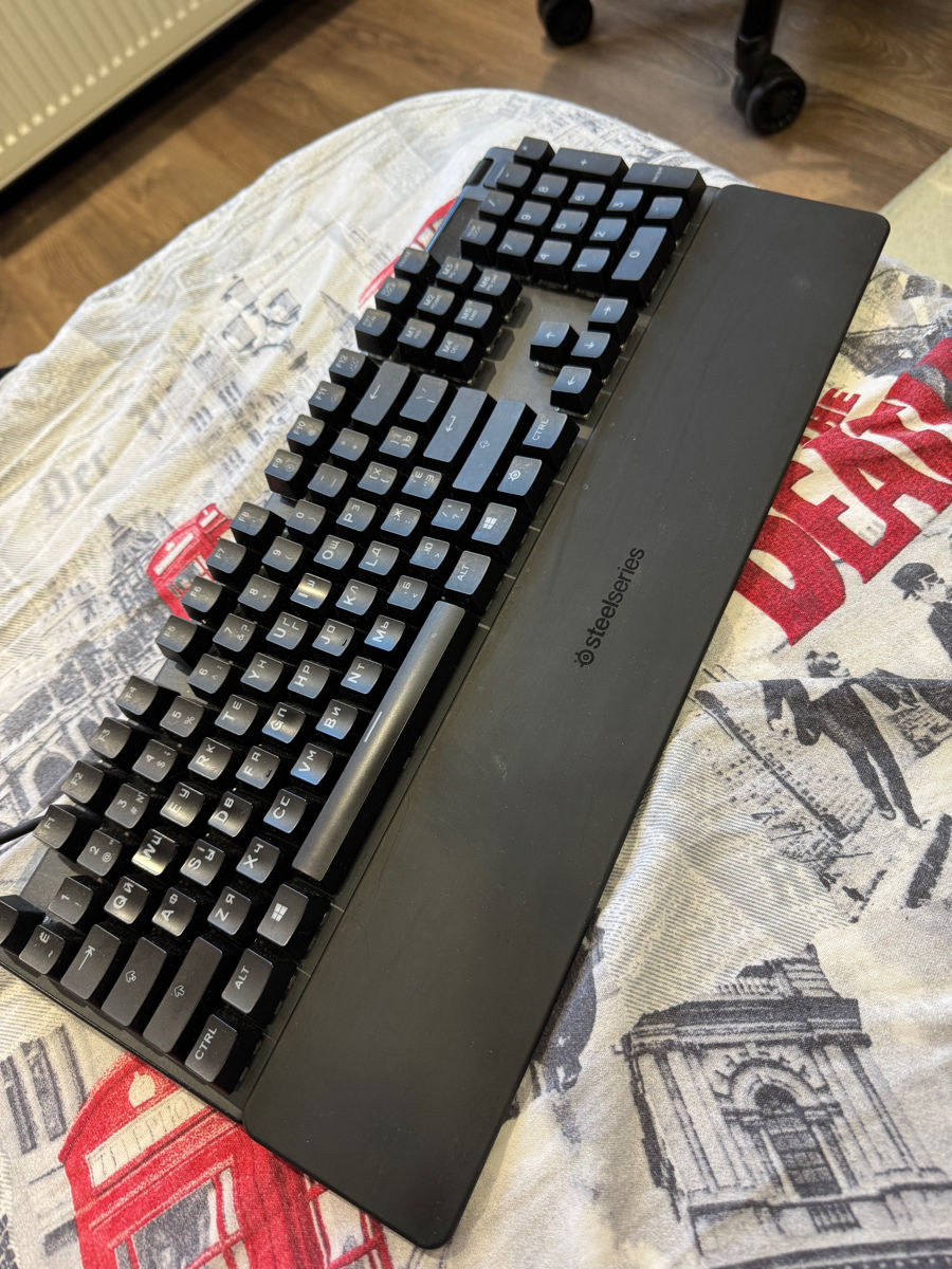 Steelseries Apex 5
