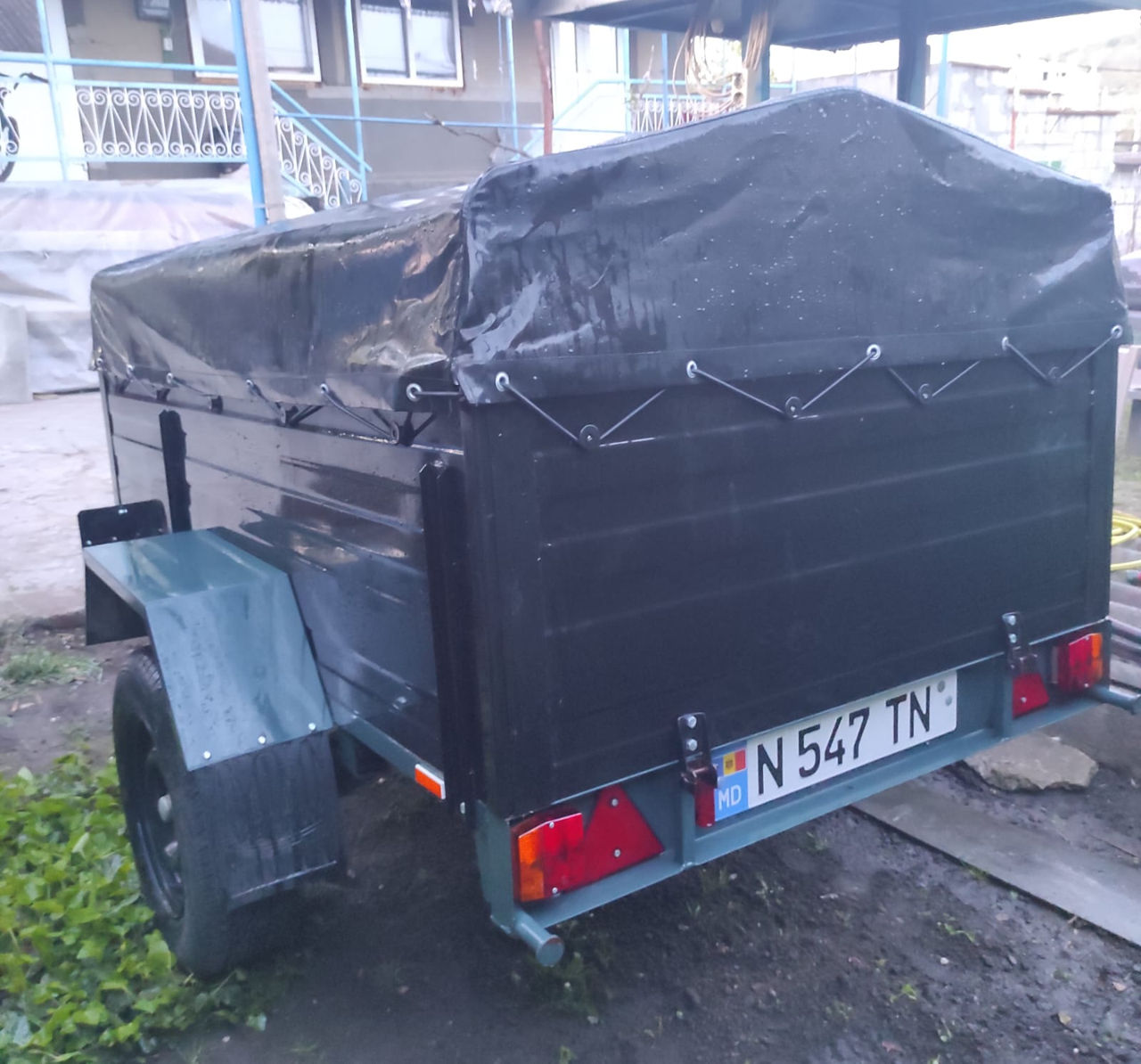 Vind remorca auto usoara.