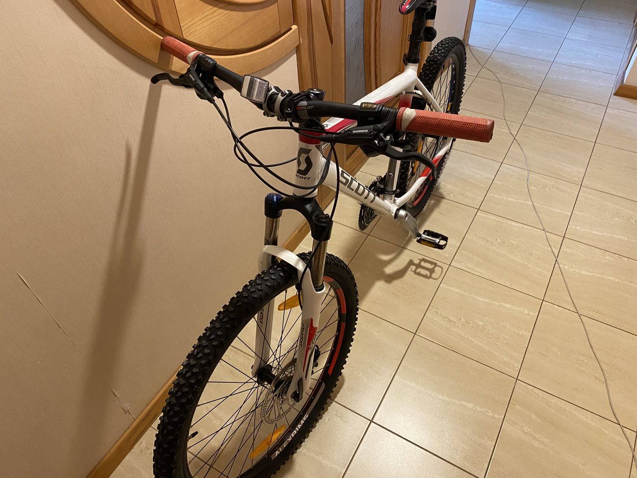 Продам велосипед Scott Scale 80