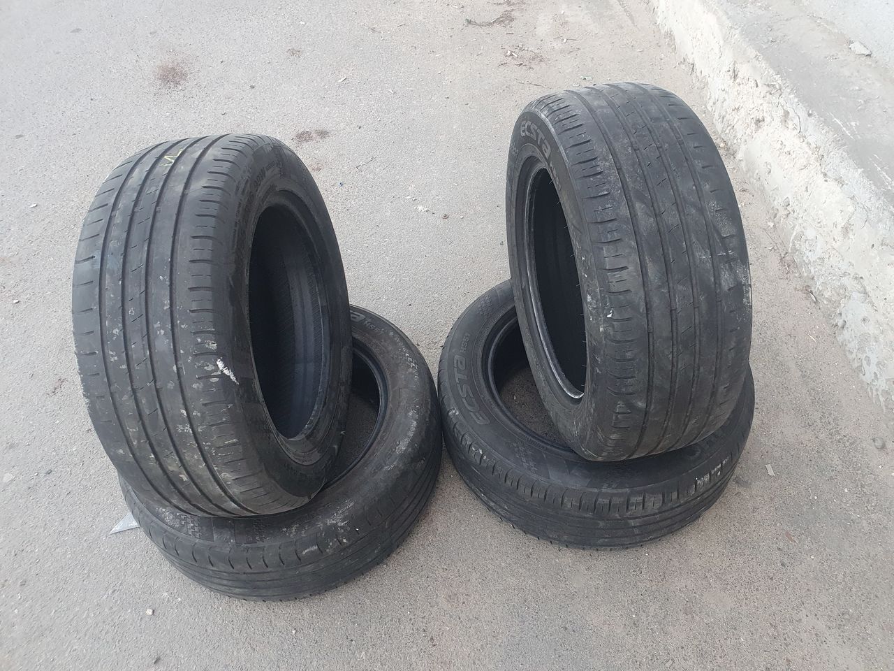 Set Anvelope R16 225/55