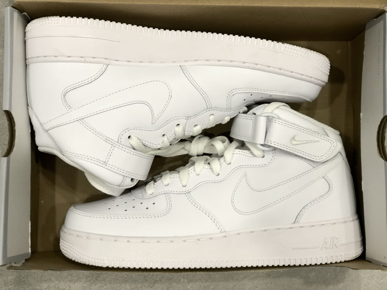 Nike Air Force 1 Mid Originali marime 42-43,27.5cm Puma Asics Adidas