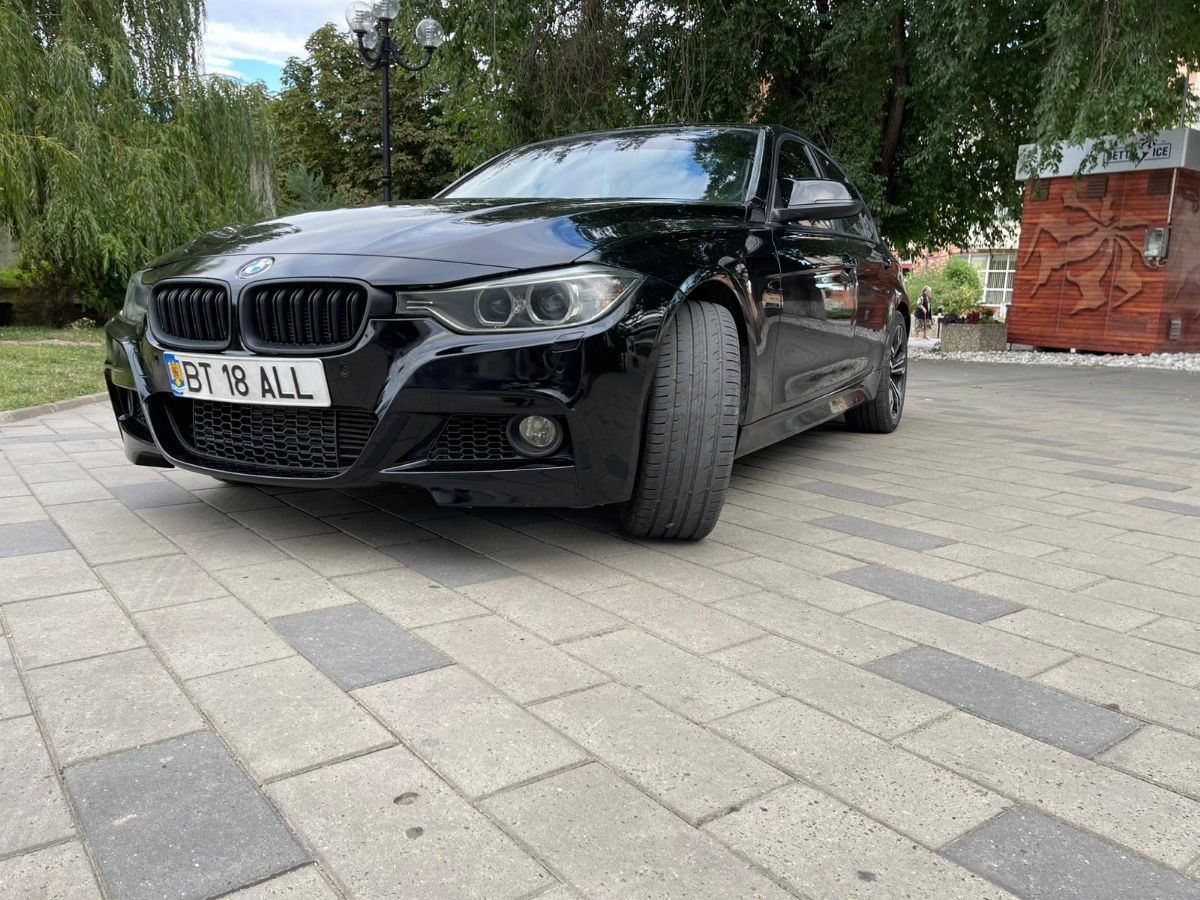 BMW 3 Series an. 2013 cu rulaj 300000 km, Diesel, 8500