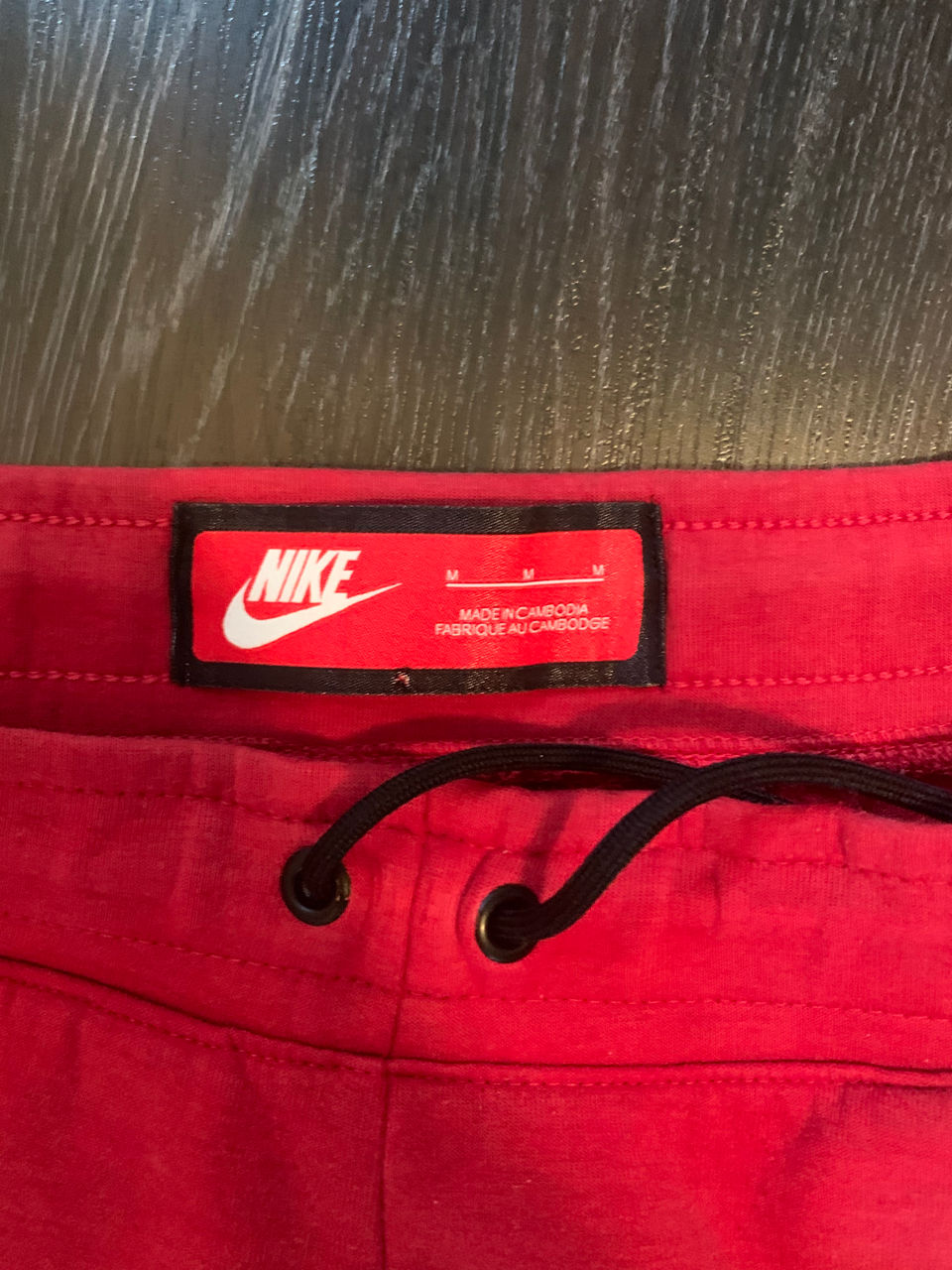 Nike tech fleece red