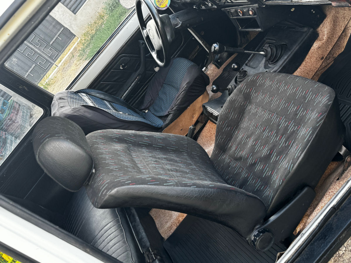 Lada / ВАЗ 2121 (4x4) an. 1989 cu rulaj 200000 km, Benzină, 950