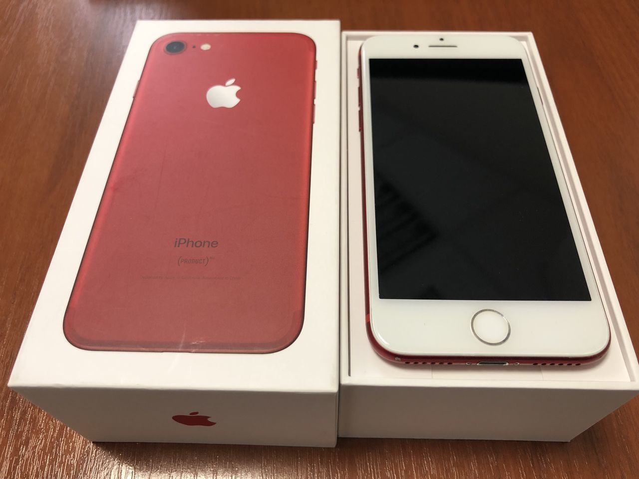 iPhone 7, 128GB , (Product) Red