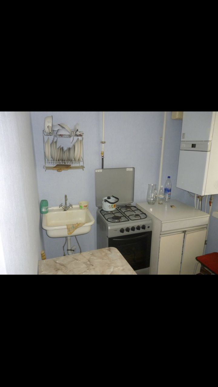 Vînd apartament cu 1 camera +garaj +5ari Sanatoriul Codru