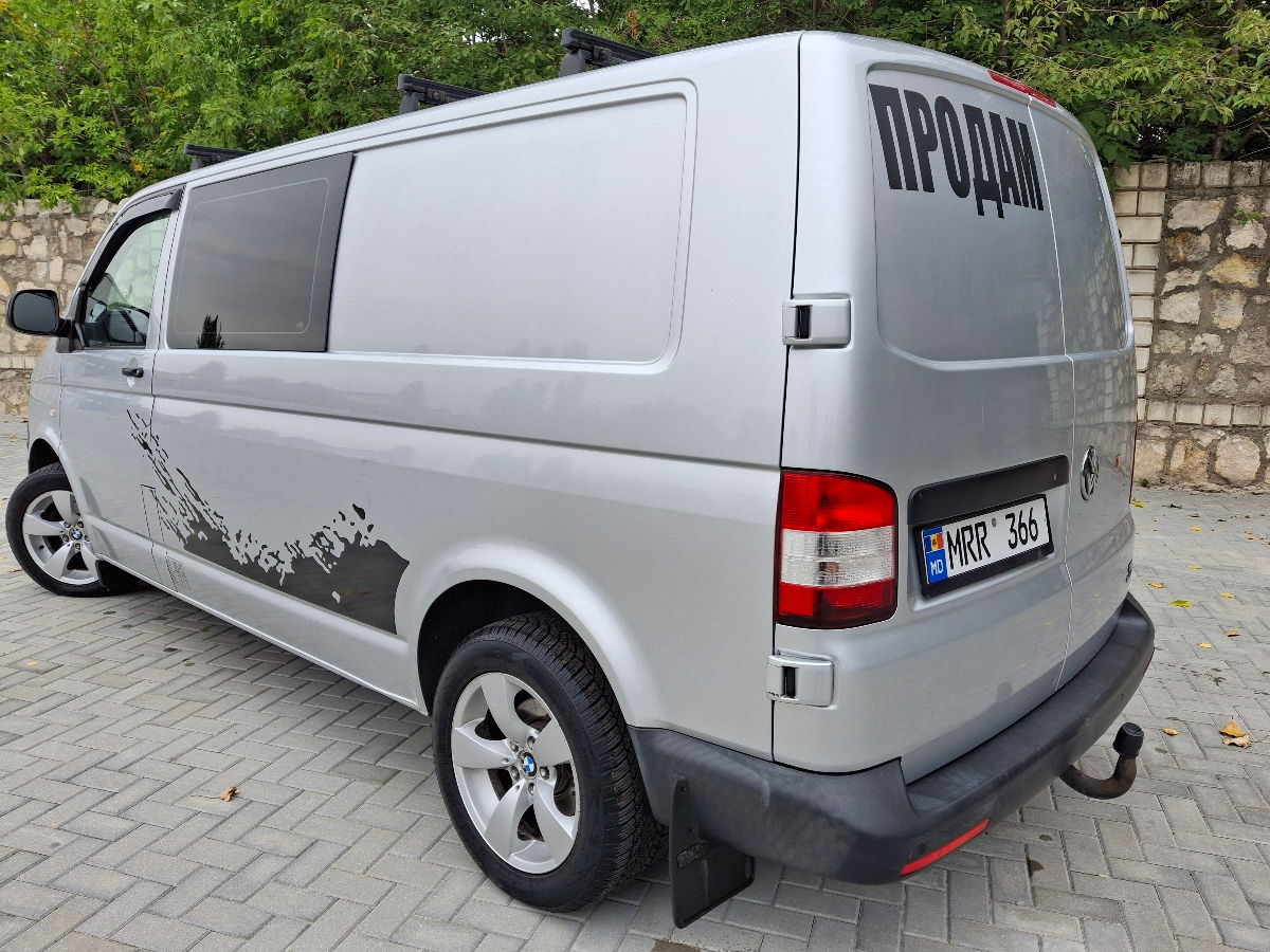 Volkswagen Transporter 2014 г. с пробегом 321000 км, Дизель, 10500
