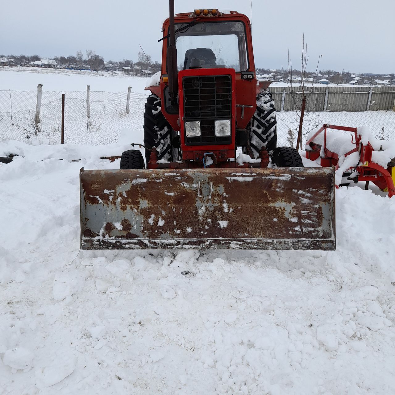 Lopata mtz...iumz este nouă