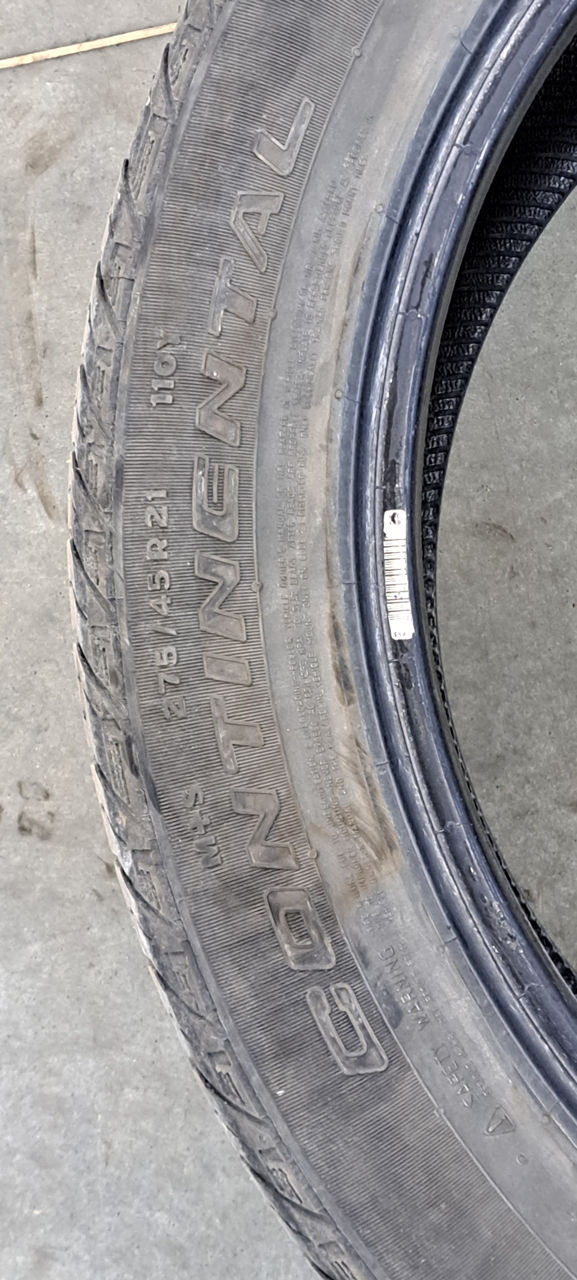 Pirelli 275/45/R21