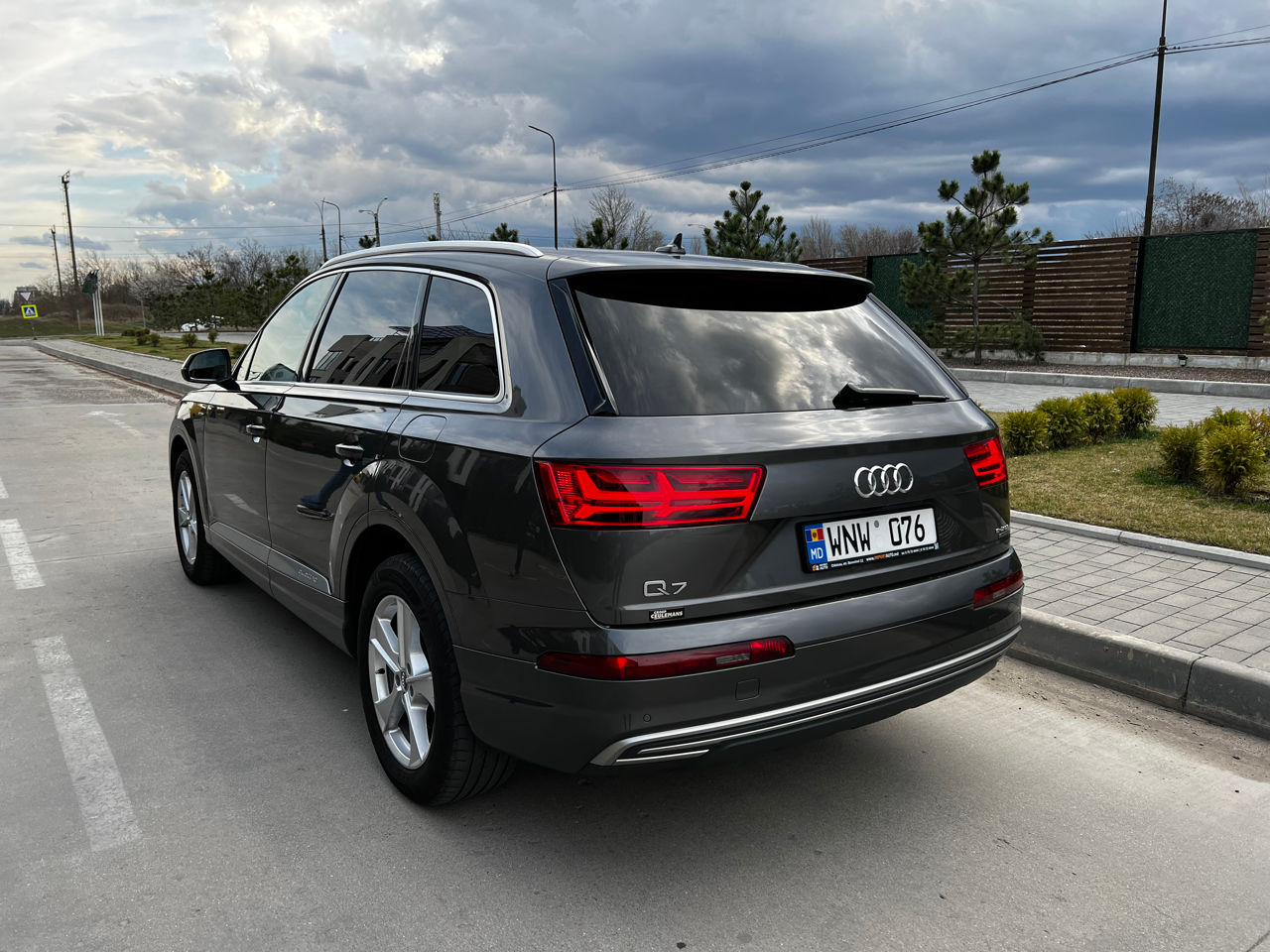Audi Q7 e-tron