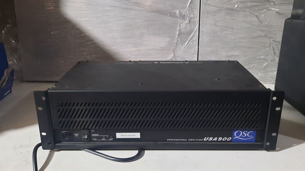 Amplificator de putere qsc 900 made in sua