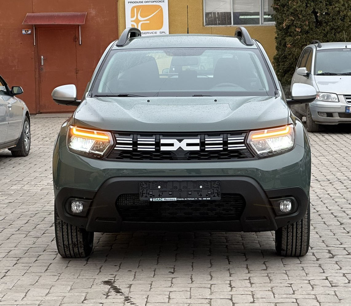 Dacia Duster an. 2024 cu rulaj 1 km, Diesel, 17900