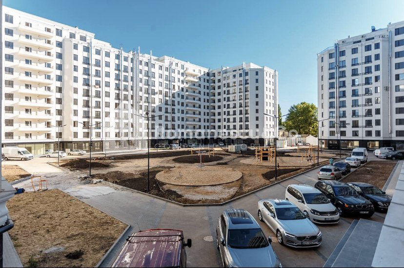 Apartament cu 2 camere, 74 m², Buiucani, Chișinău