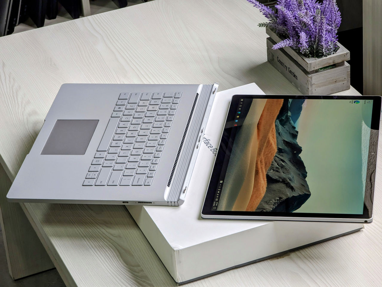 Microsoft SurfaceBook 3 15" (Core i7 1065G7/16Gb DDR4/256Gb SSD/Nvidia GTX 1660 Ti/15" 4K)