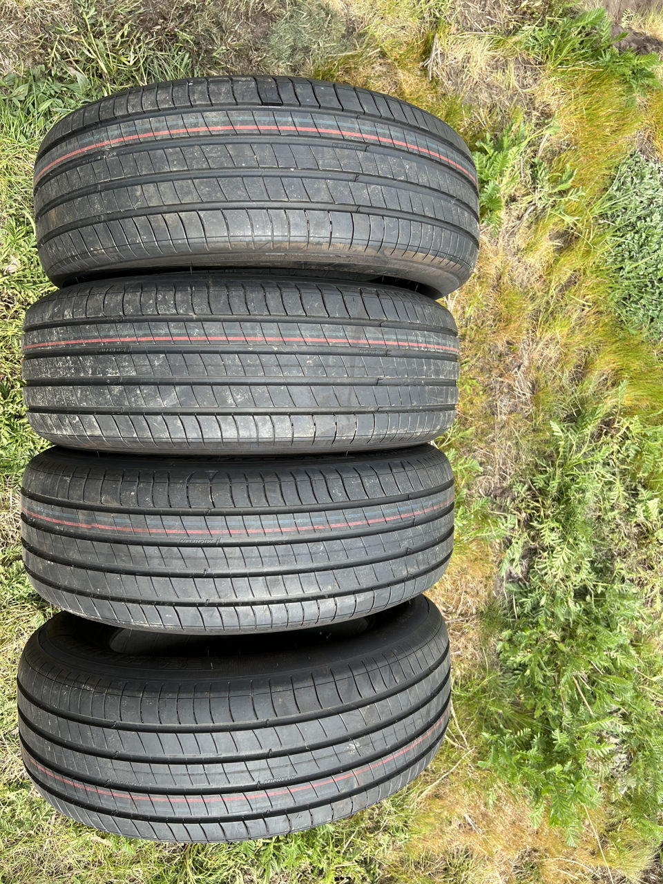 Se vind anvelope 205/60 R16 Michelin noi