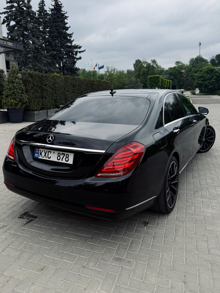 Mercedes S-Class an. 2014 cu rulaj 250000 km, Mild Hybrid (diesel), 29400