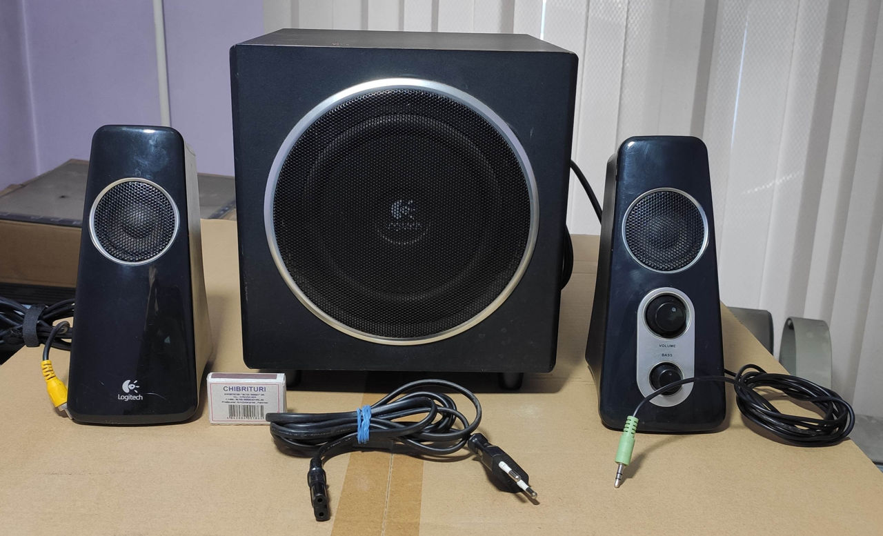 2.1 Колонки Logitech Z523