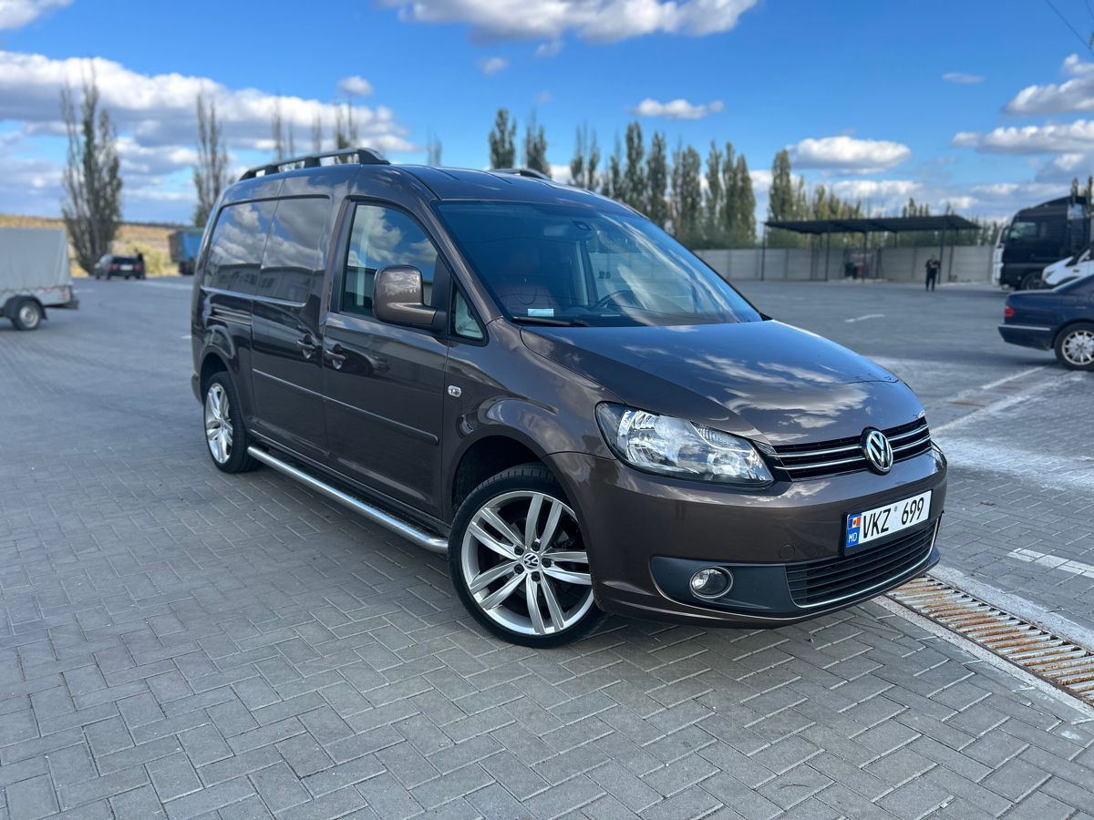Volkswagen Caddy an. 2013 cu rulaj 226000 km, Diesel, 9400