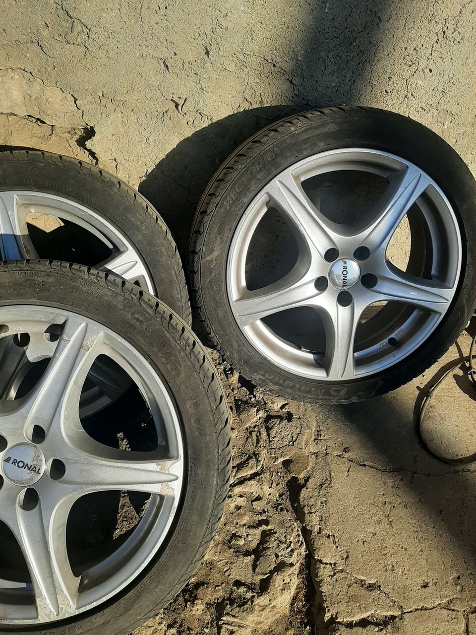R17 5/100