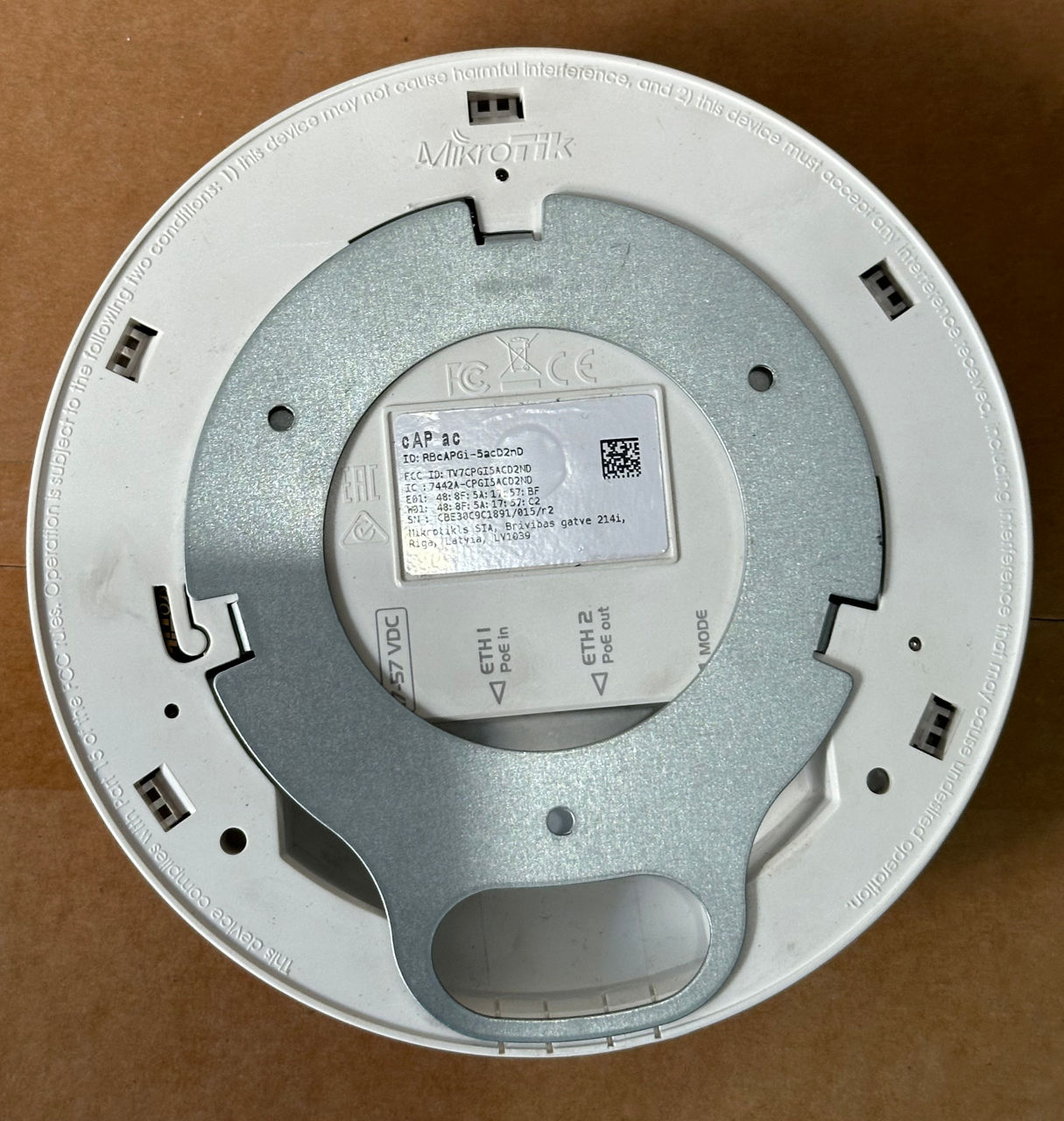 Access Point Mikrotik RBcAPGi-5acD2nD cAP ac