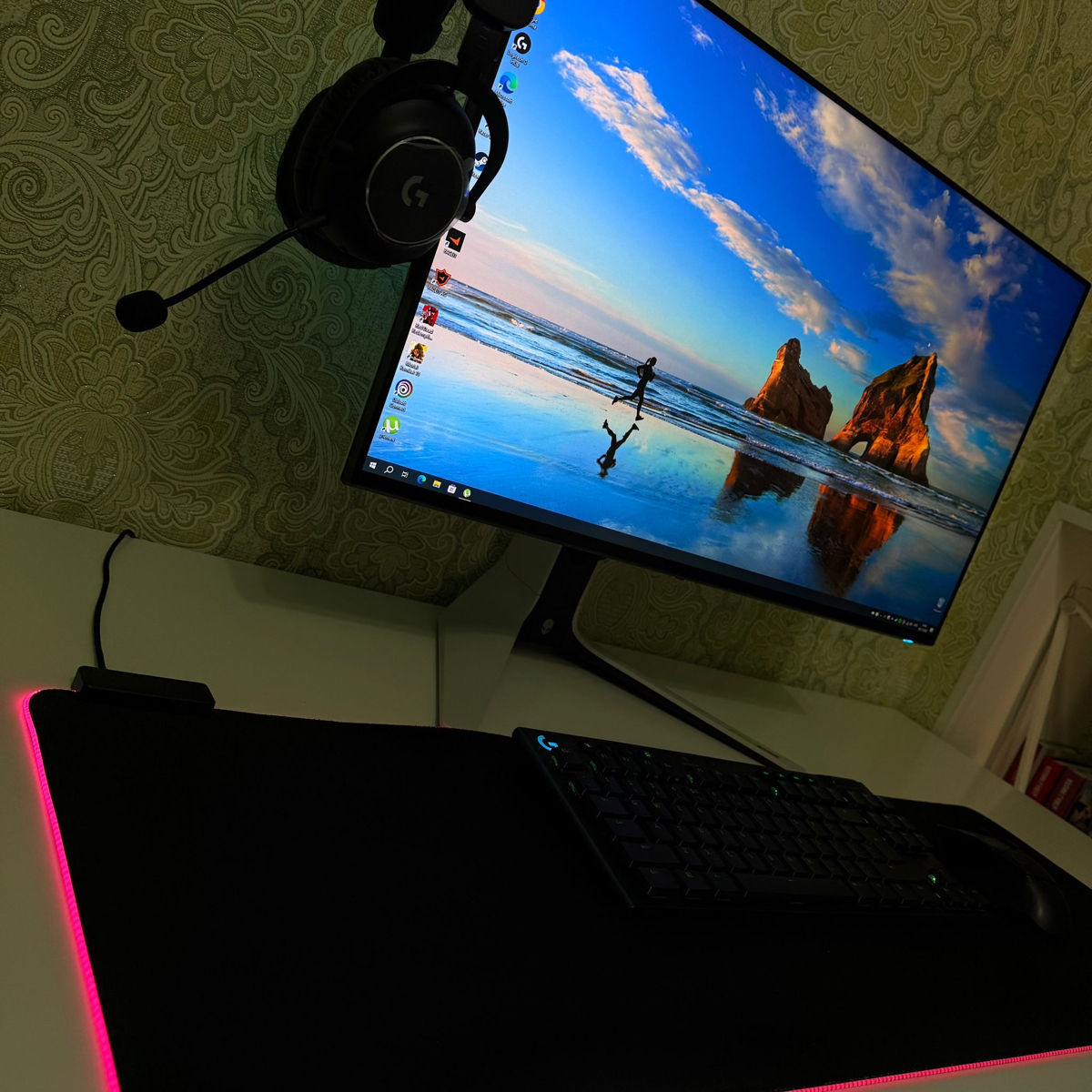 Dell Alienware AW2723DF