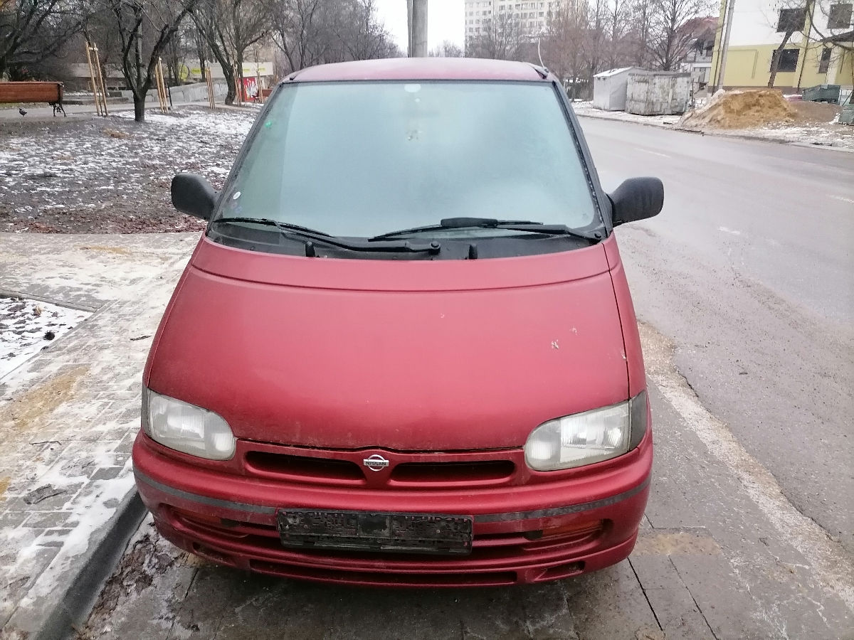 Nissan Serena an. 1996 cu rulaj 2222222 km, Benzină, 1600