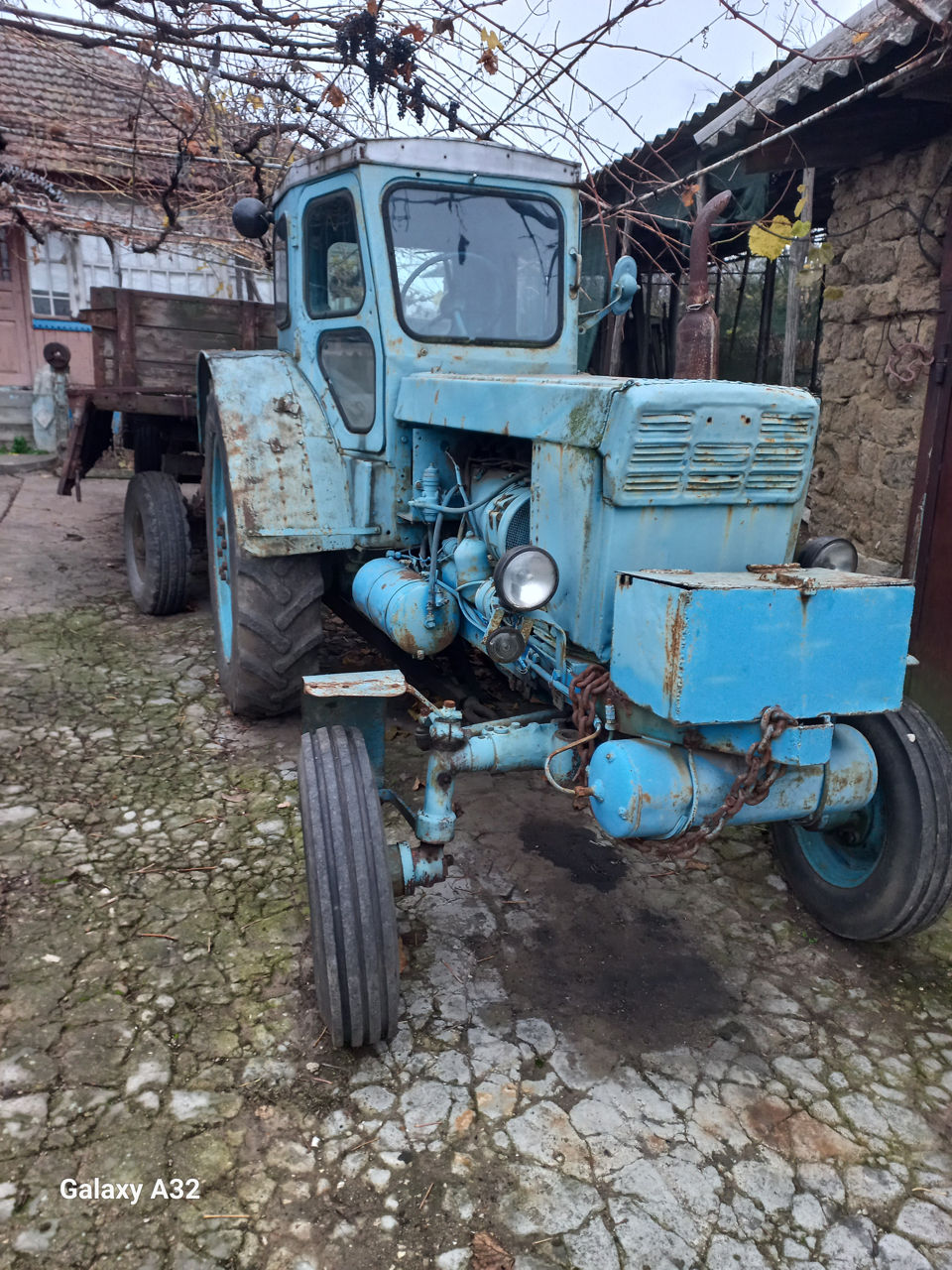 Tractor T-40