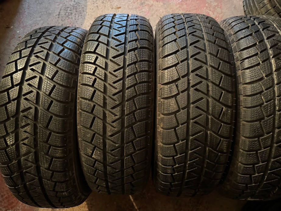 205 70 R15 Michelin