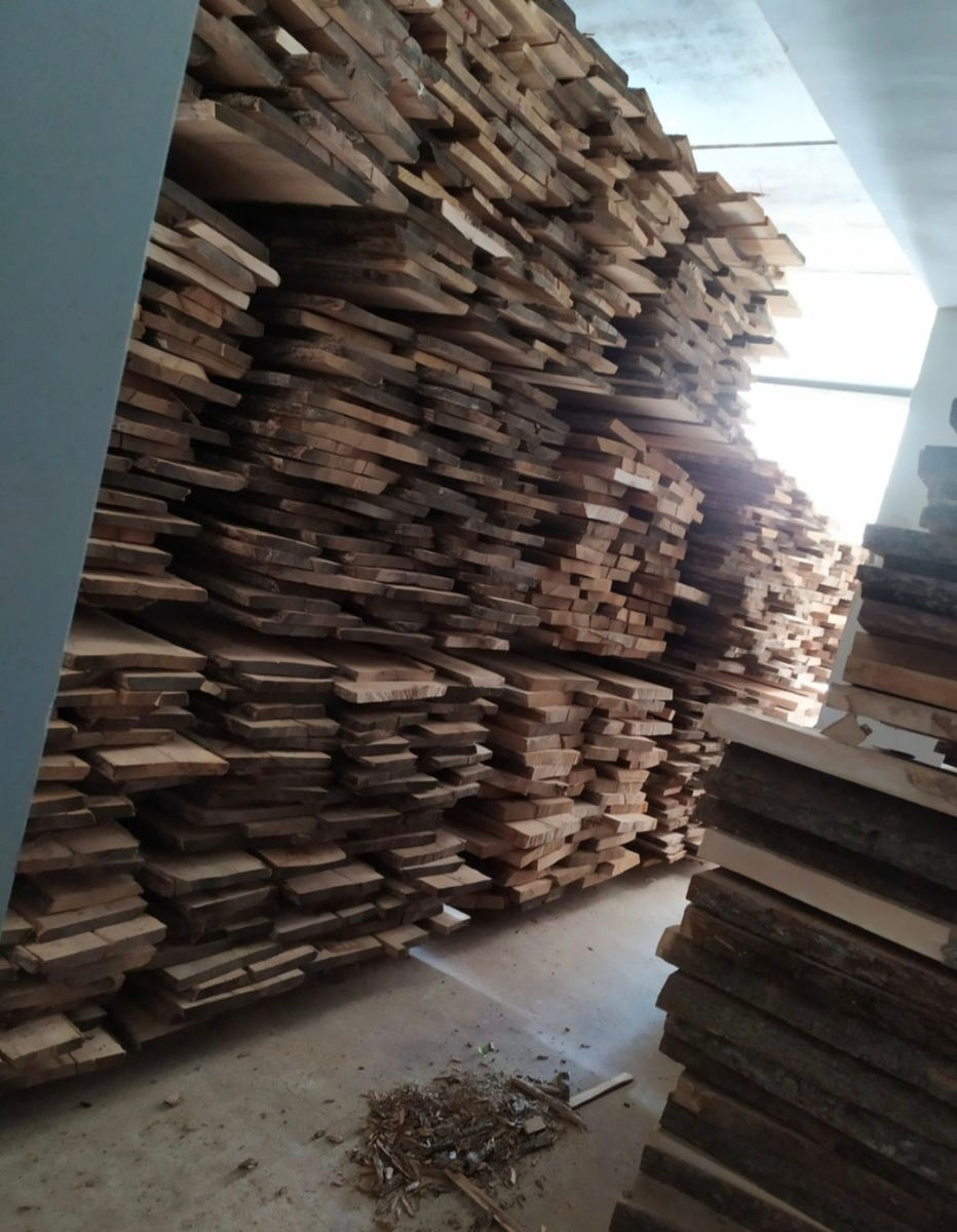 Cherestea uscata din stejar, tei, frasin, buc, arțar, nuc, cireș. Сухая ...