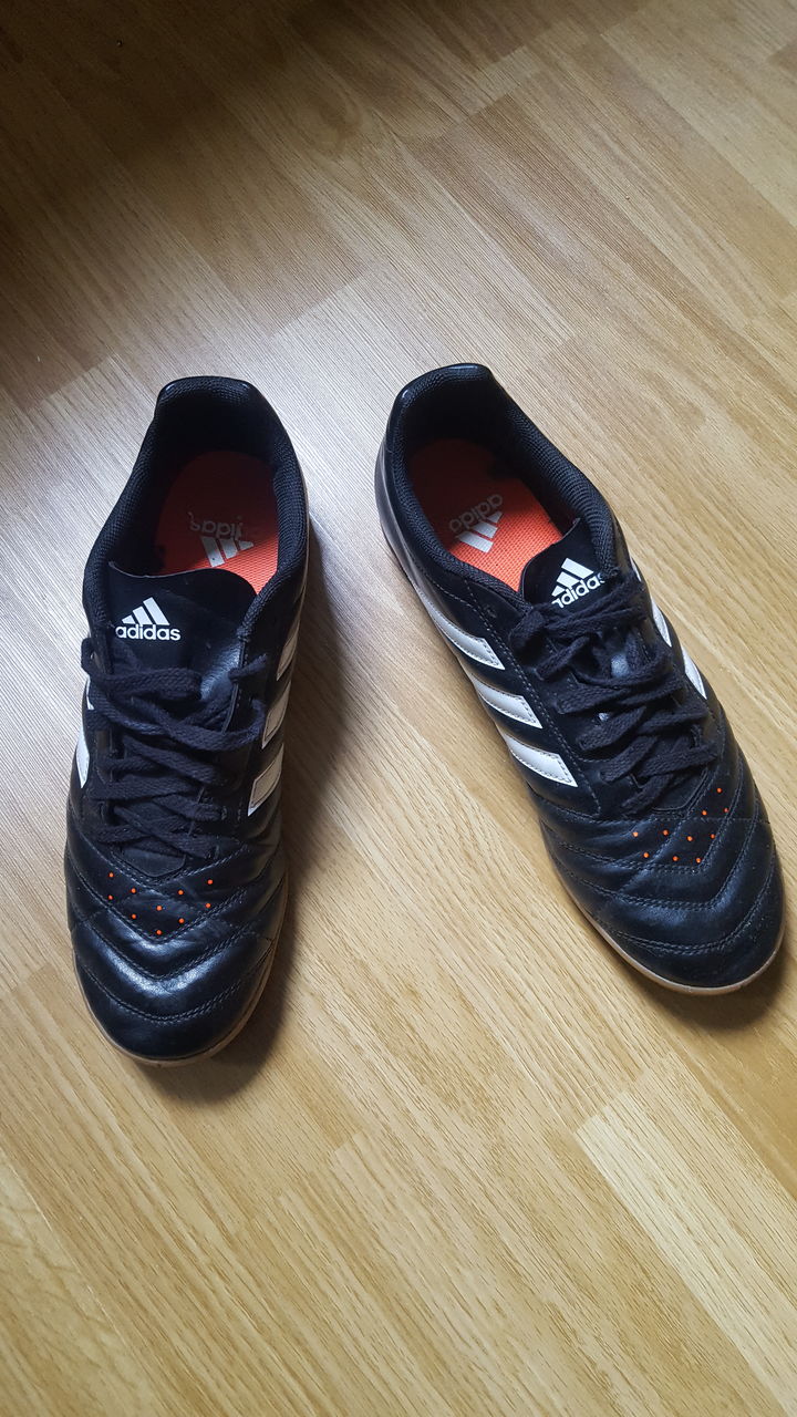 Бампы для футбола Adidas, размер 43