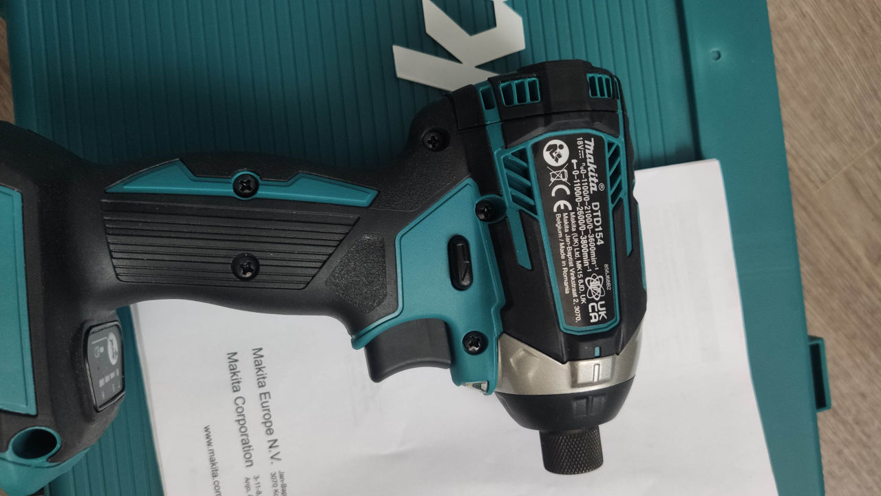 Vind Makita DTD 154z