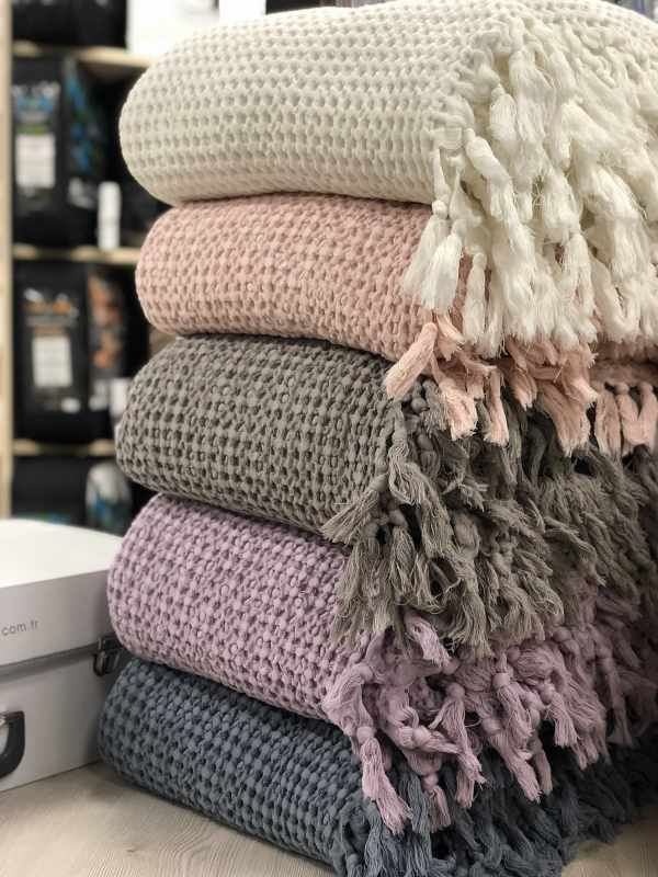 Mayson - Dor livrarea Grates