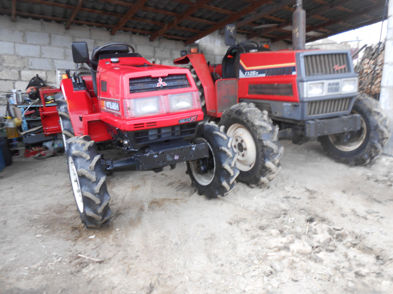 Vand Tractor Japonez ;itsubisi ;t 18 cp 4x4 cu freza recent importat urjent