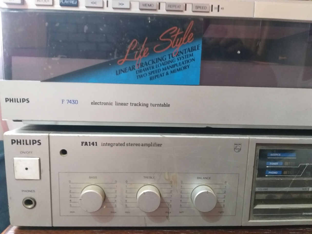 Дека SONY,vinil Philips