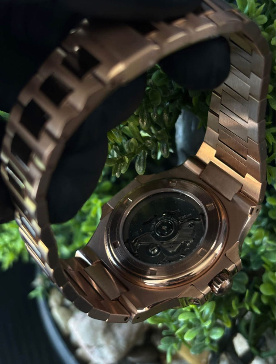 Seiko Mod Nautilus Open Heart (Patek Philippe)