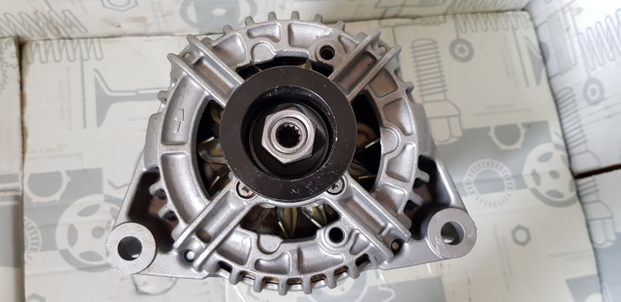 Generator 120A, Bosch , генератор Mercedes C class w203, CLK c209, ML ...