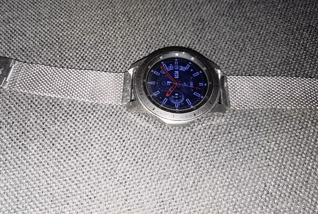 Samsung Galaxy watch SM-R800