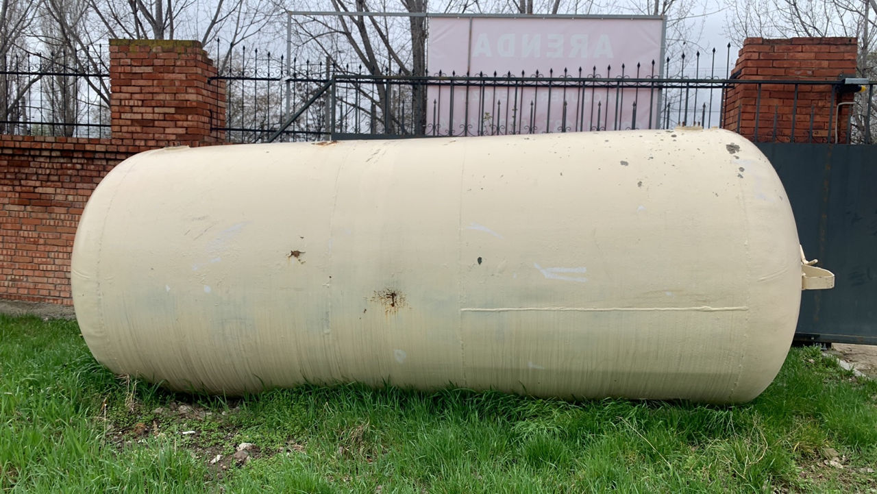 Butoi 16m3 pentru ulei,apa,motorina si altele.Butoi 16m3 pentru ulei ...