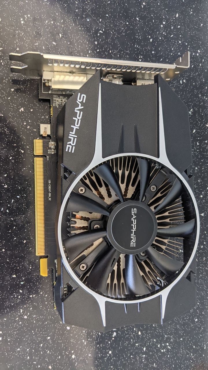 Sapphire Radeon R7 260X 2GB GDDR5 - 1200 лей