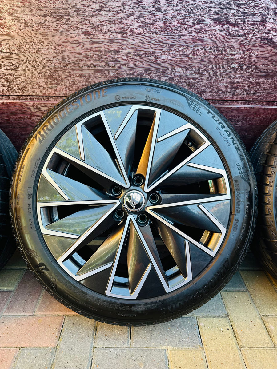 Skoda Superb propus R18