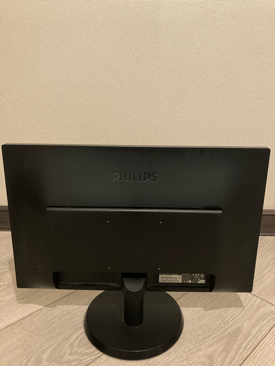 21,5 Philips 223V