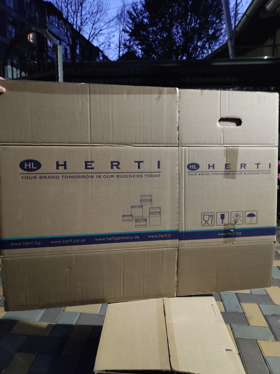 Коробки для переездов, вещей, посуды