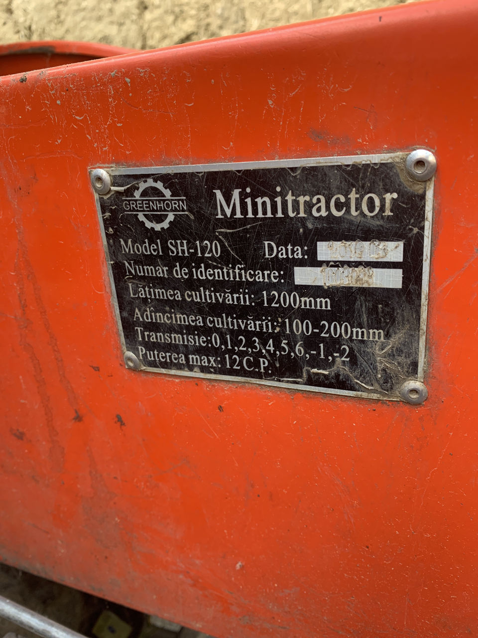 vind mini tractor