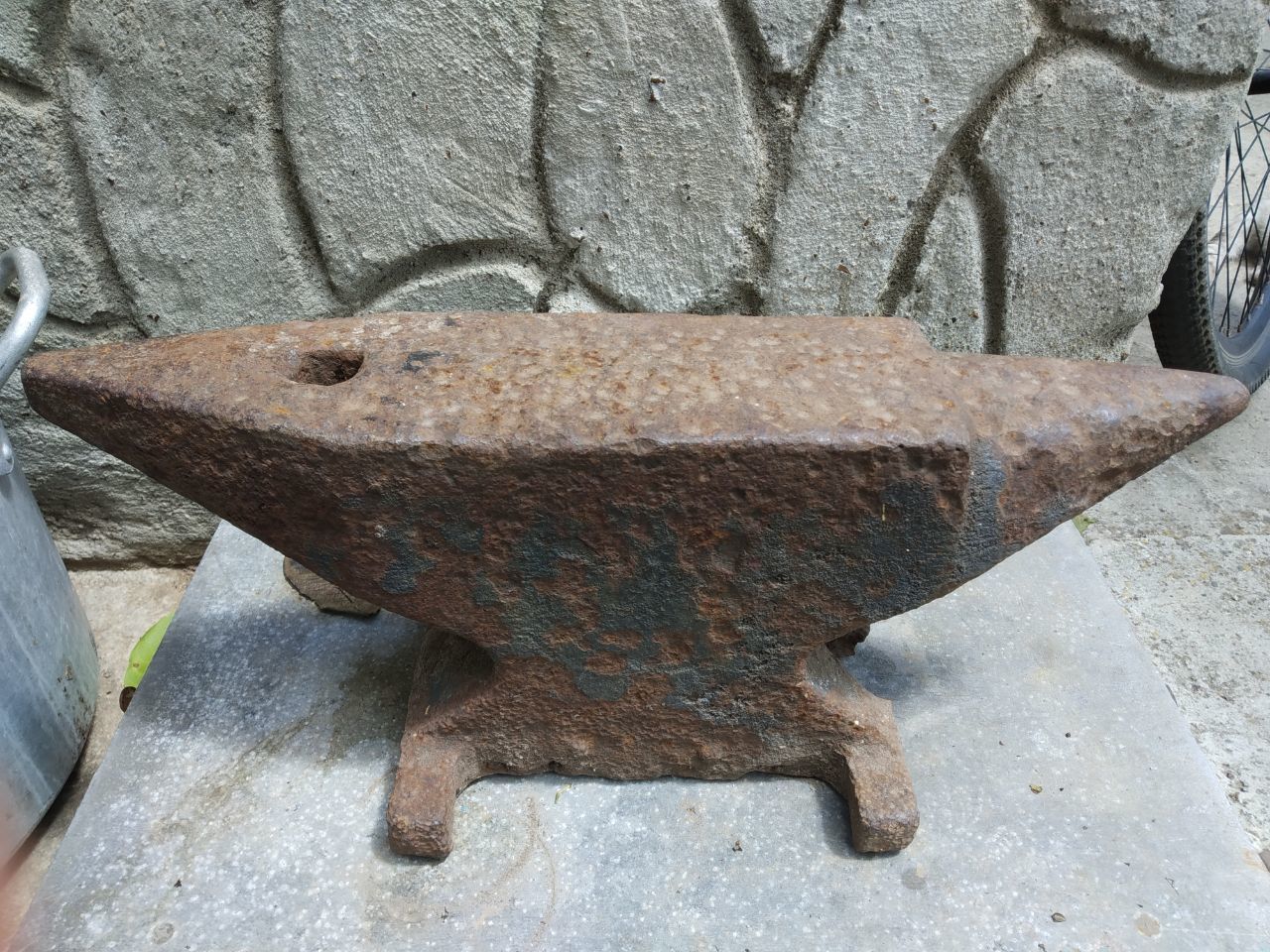 Наковальня