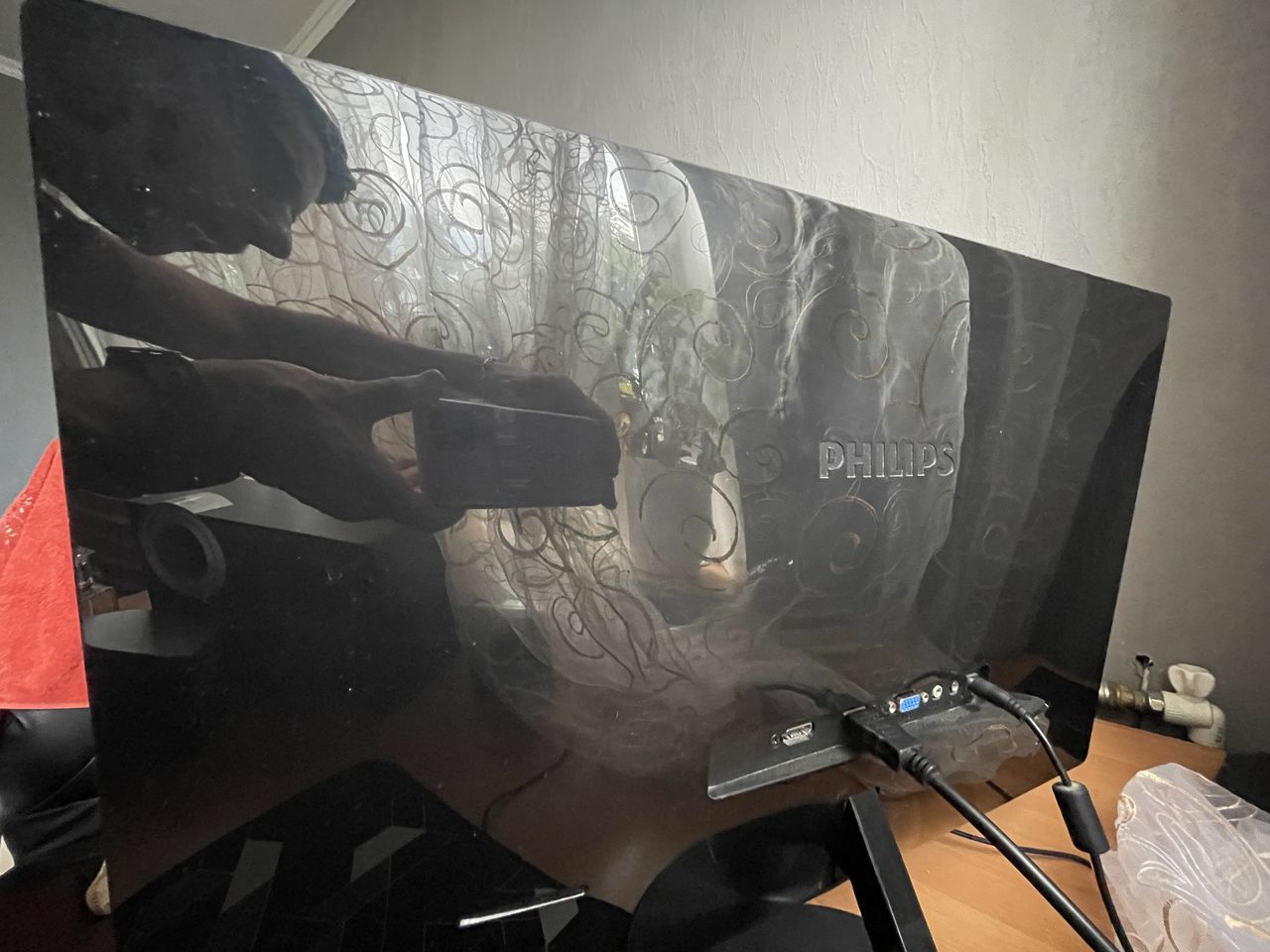 Монитор Philips 247E на 24 дюйма