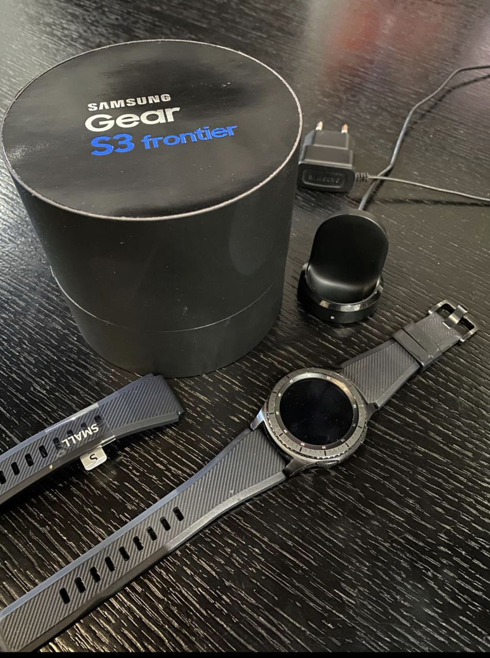 Se vinde ceas Samsung Gear S3 frontier