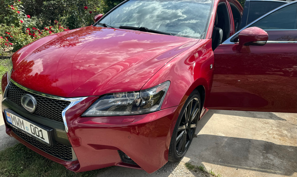 Lexus GS Series 2015 г. с пробегом 200000 км, Гибрид, 25000