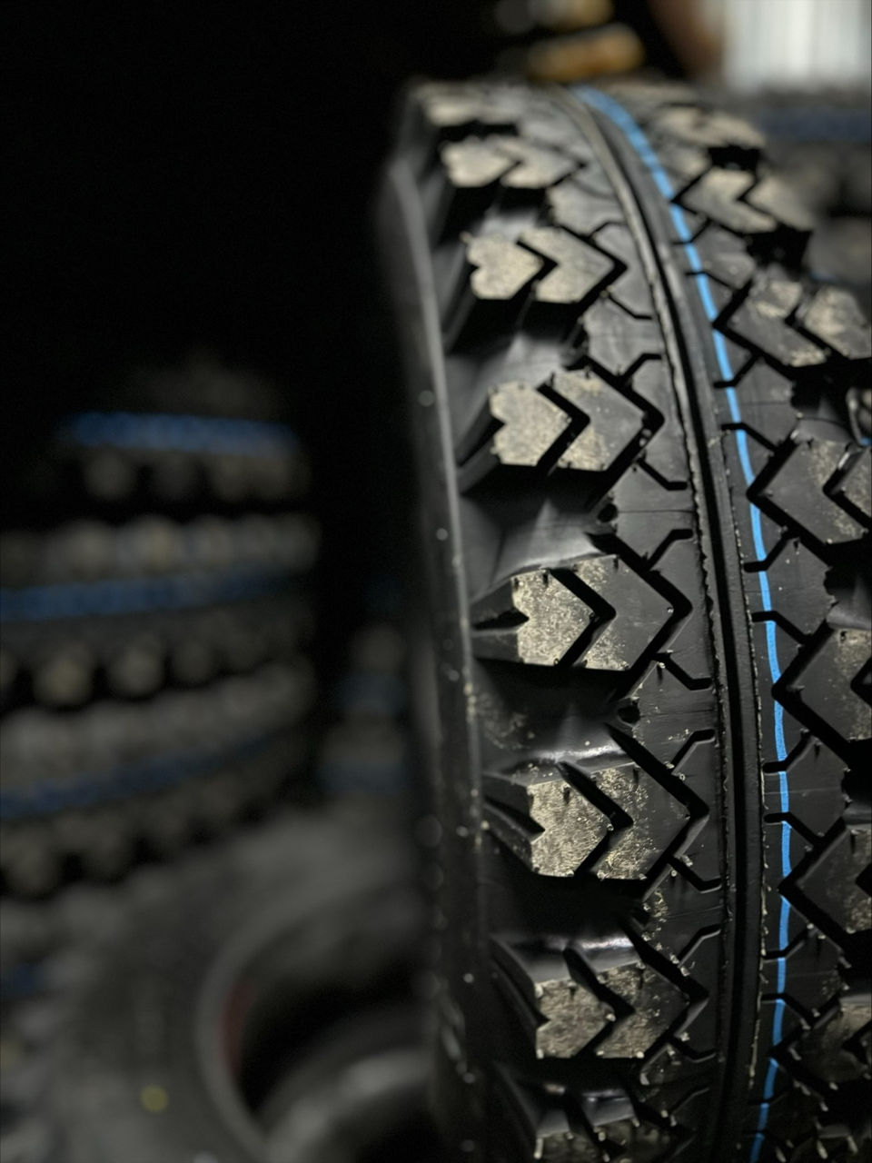 Anvelope pentru Niva (VAZ 2121 și VAZ 21213) SUV / 4x4 / 175/80 R16