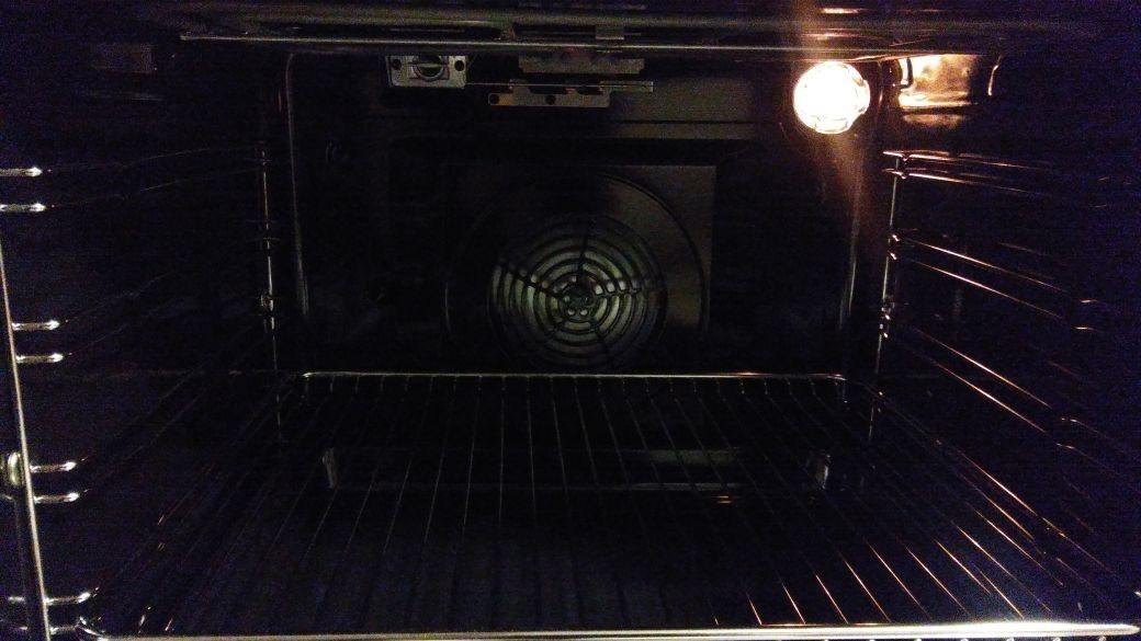 Новая элетро плита 380 V Electrolux стеклокерамика из Европы.